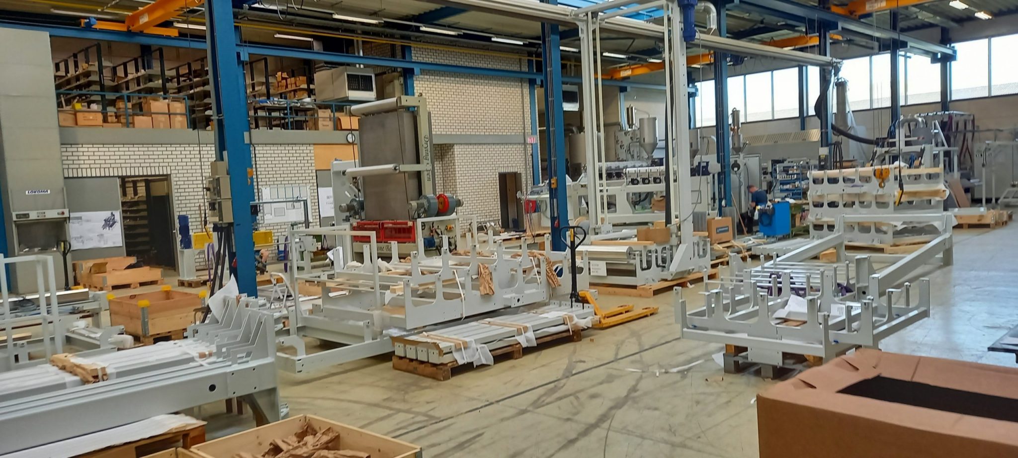 Add Flexibility To Your Sheet Extrusion Process With A Meaf H-Series ...