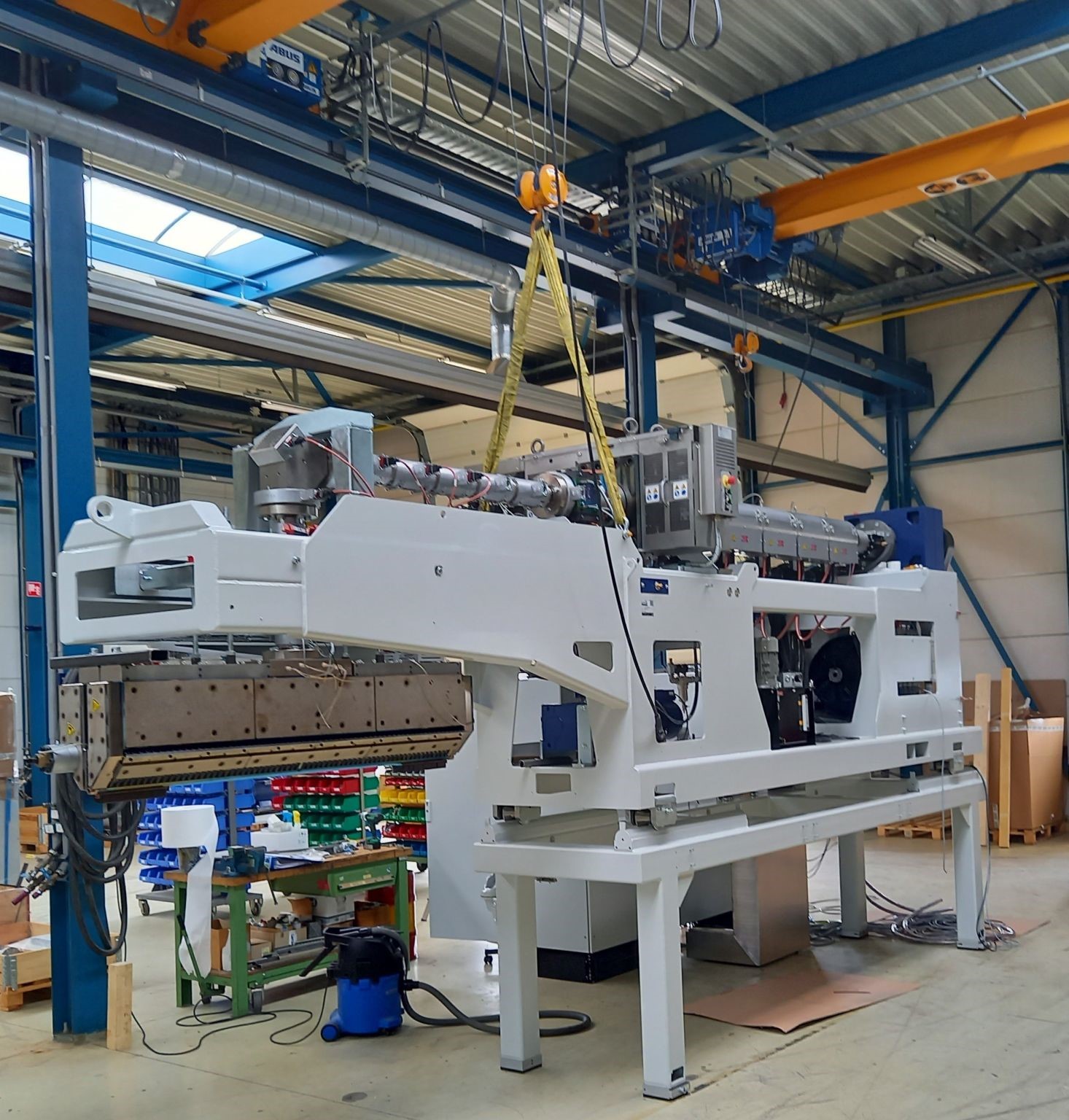 Add Flexibility To Your Sheet Extrusion Process With A Meaf H-Series ...